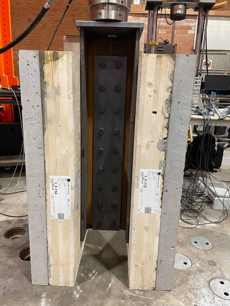 Innovation : une poutre mixte acier, bois, béton développée par le ...