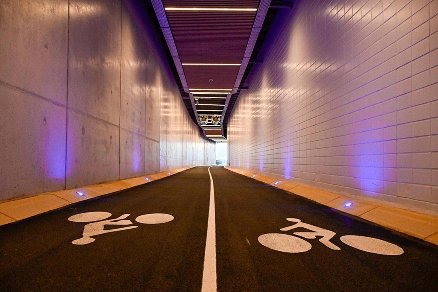 Montpellier inaugure la première galerie cyclable souterraine de France